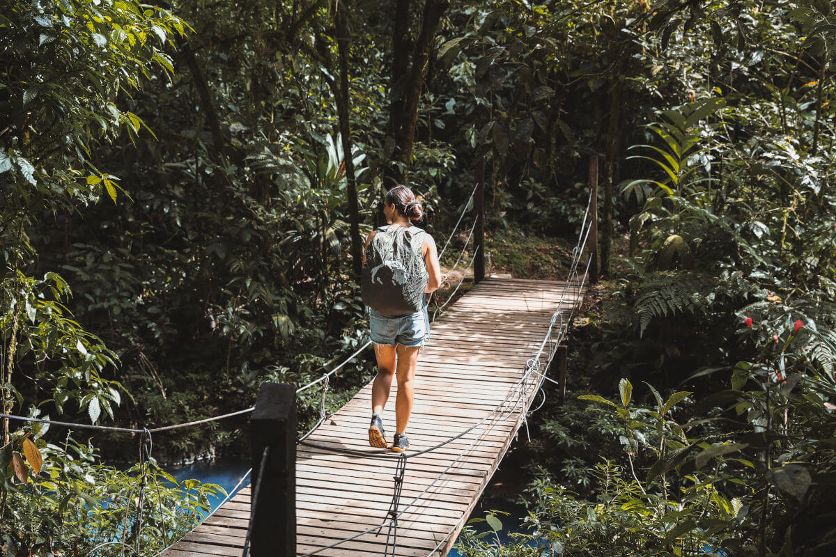 Backpacking Costa Rica - Vom Pazifik an die Karibik & zurück
